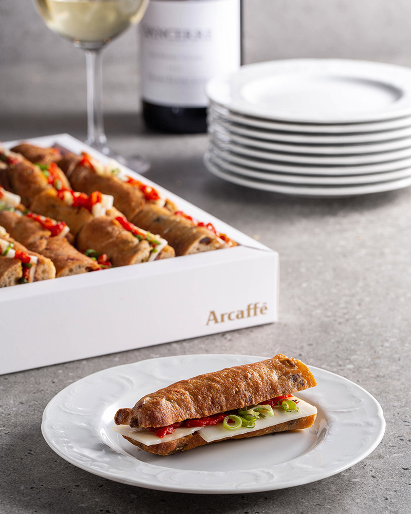 התארגנות לחתונה ל-8 איש כשר - חווית האירוח של ארקפה עד הבית - ARCAFFE